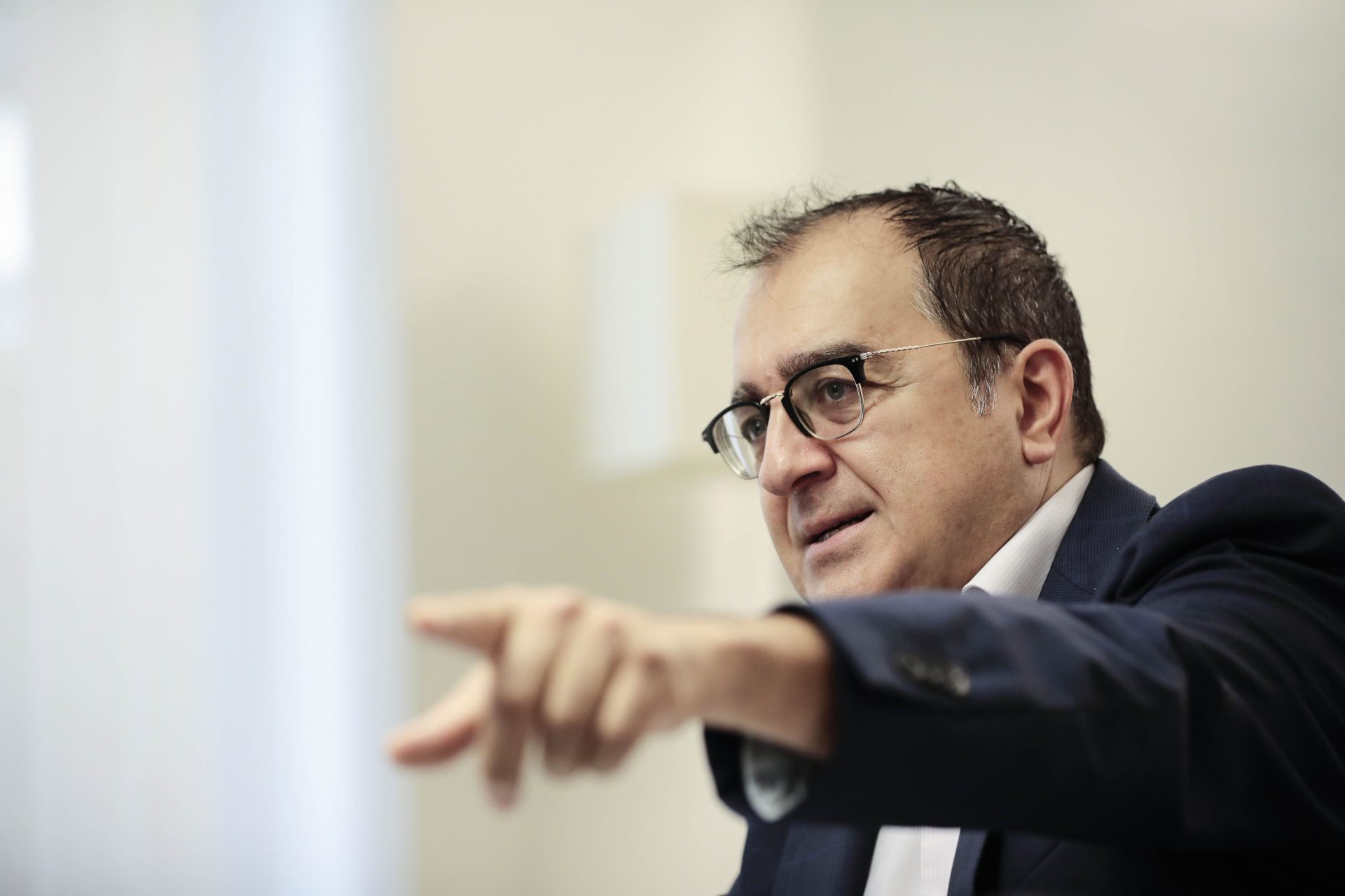 Fornes: La profesión sanitaria vive un mal momento