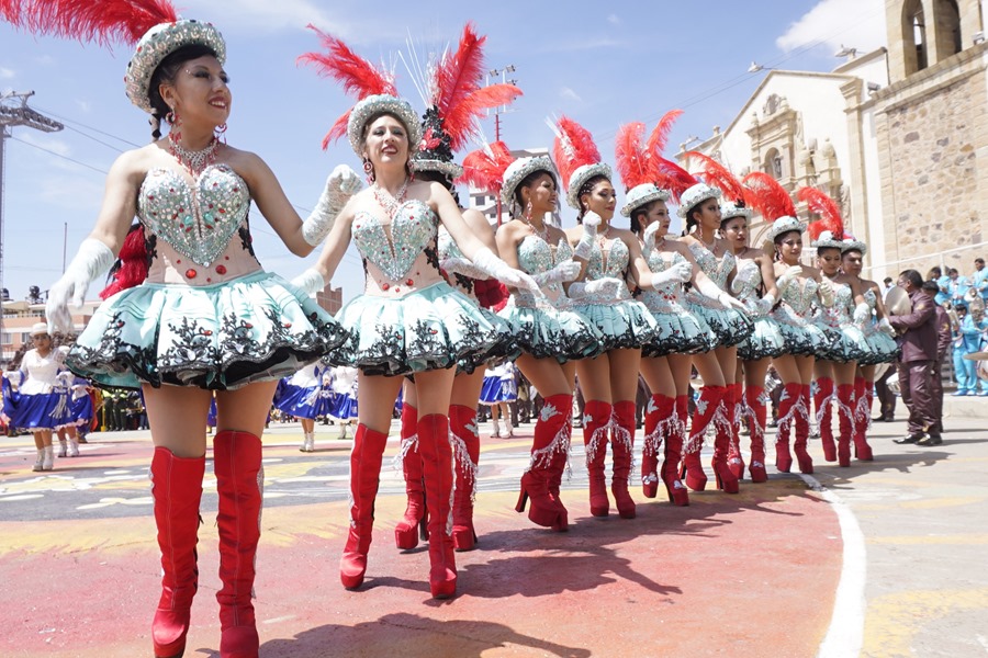 Vuelve la alegría del carnaval de Oruro