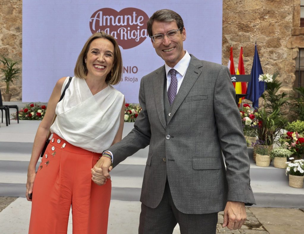 Capellán tiene ya cerrado el nombre de sus consejeros - EFE Noticias