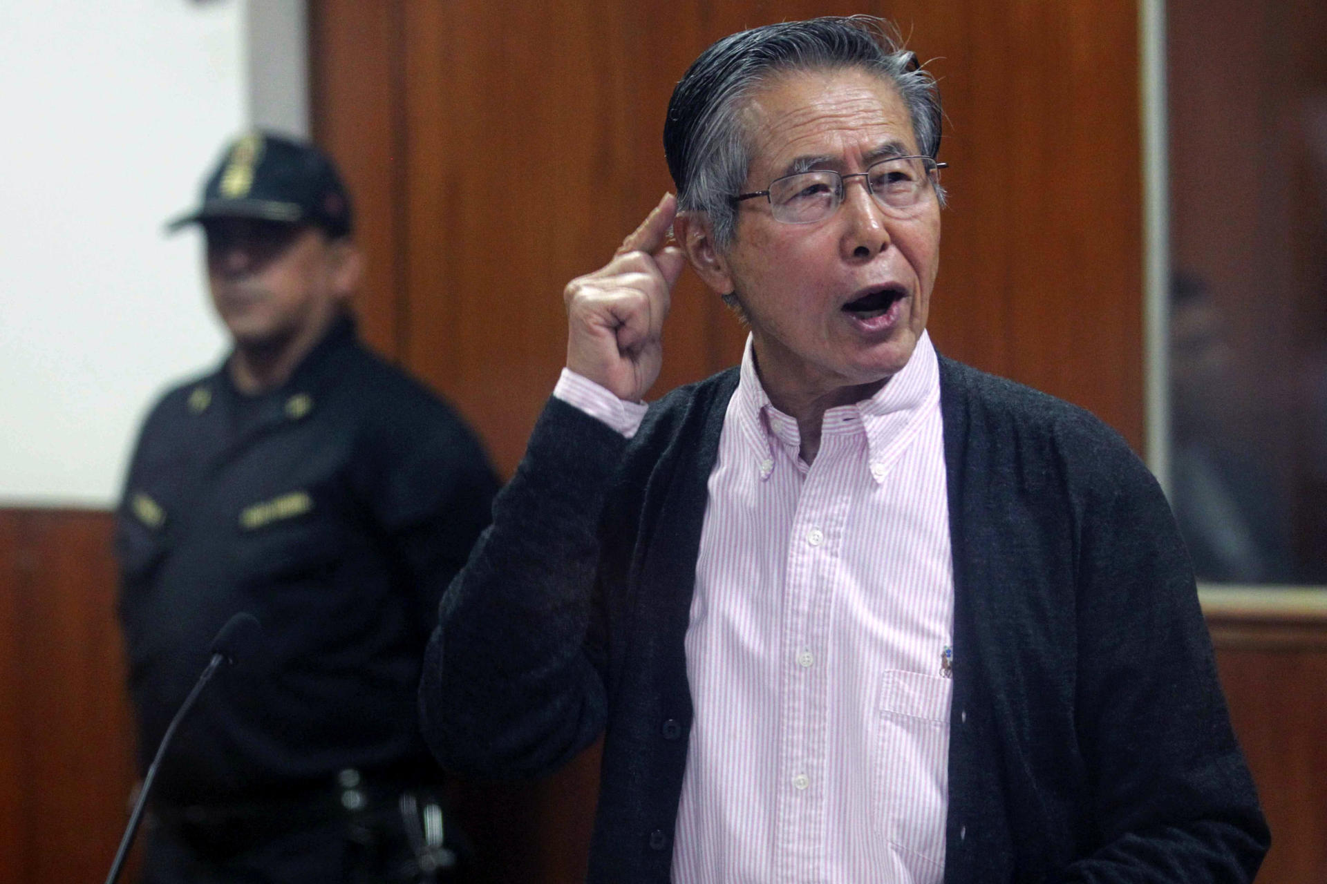 Constitutional judges in Peru clash over possible release of Fujimori - EFE