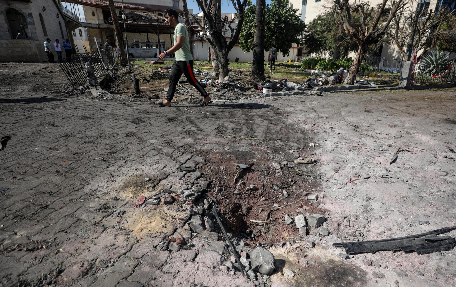 Misfired rocket likely cause of deadly Gaza hospital explosion, says ...