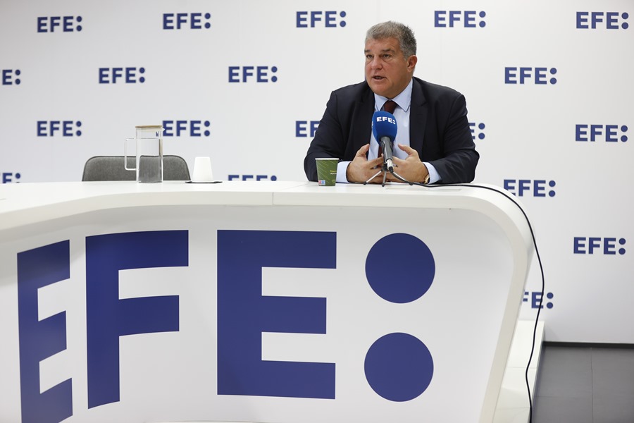 Laporta, en entrevista a EFE: "La confianza en Xavi es total"