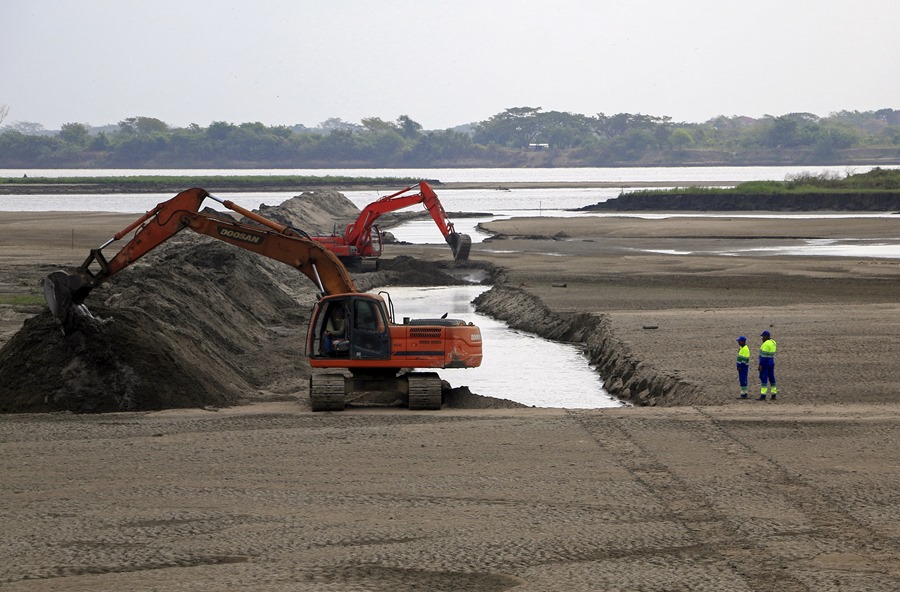 El río Magdalena se seca y los pueblos a sus orillas mueren de sed