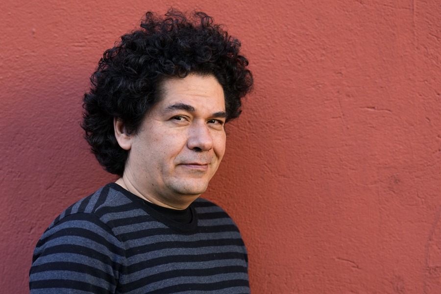 Entrevista con el escritor Juan Pablo Villalobos