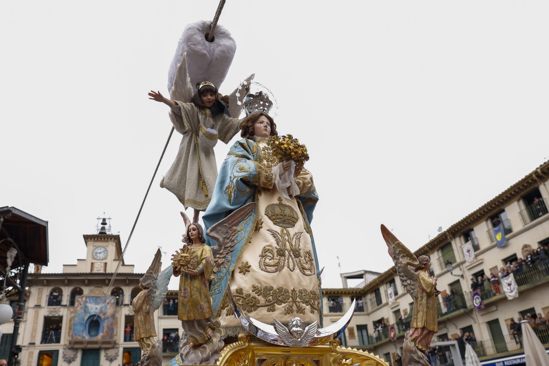 La Bajada del Ángel cierra la Semana Santa en Tudela