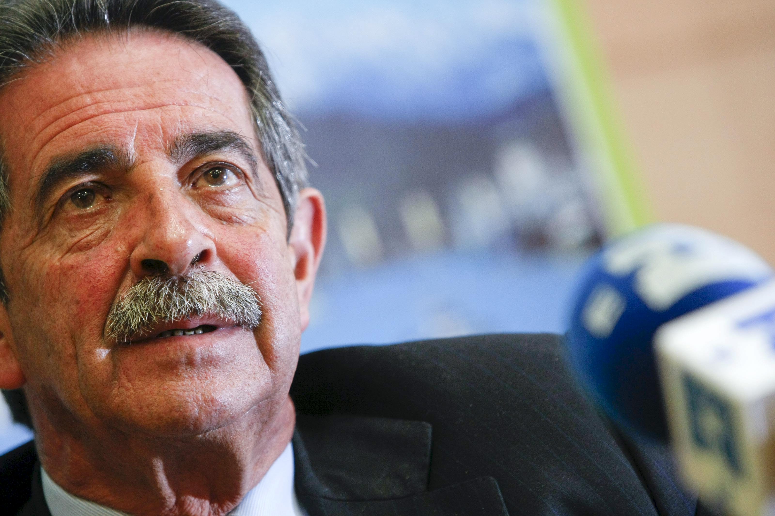 Revilla marca el paso - EFE