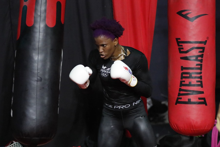 La panameña Bylon entrena en Portugal camino a París