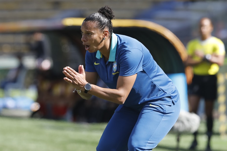 Corea del Norte ratifica su favoritismo y elimina a Brasil