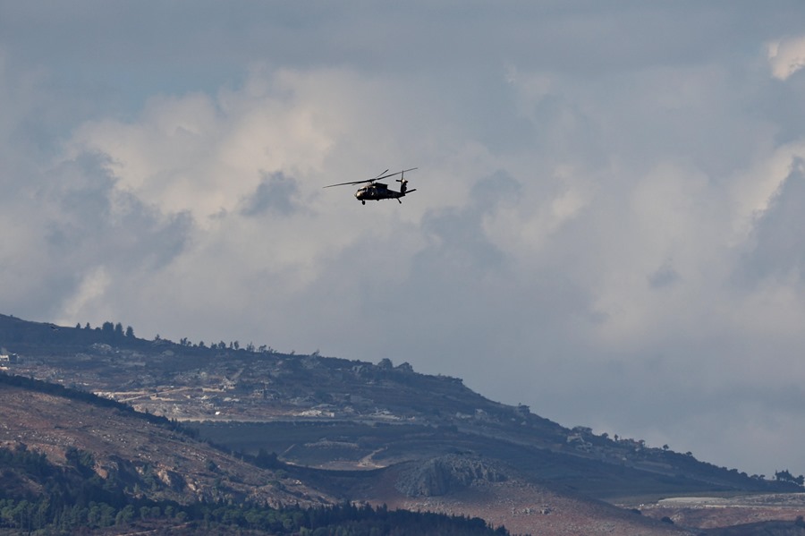Israel bombardea el sur de Líbano tras ordenar evacuar una aldea a ...