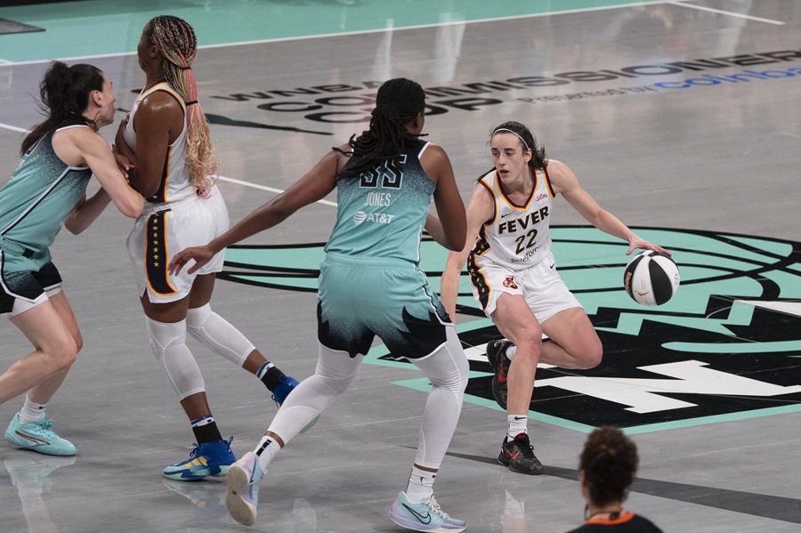 Arrestan al presunto acosador de la jugadora Caitlin Clark