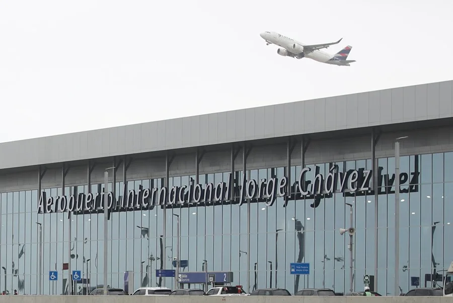 Inauguran nuevo aeropuerto internacional Jorge Chávez en Perú