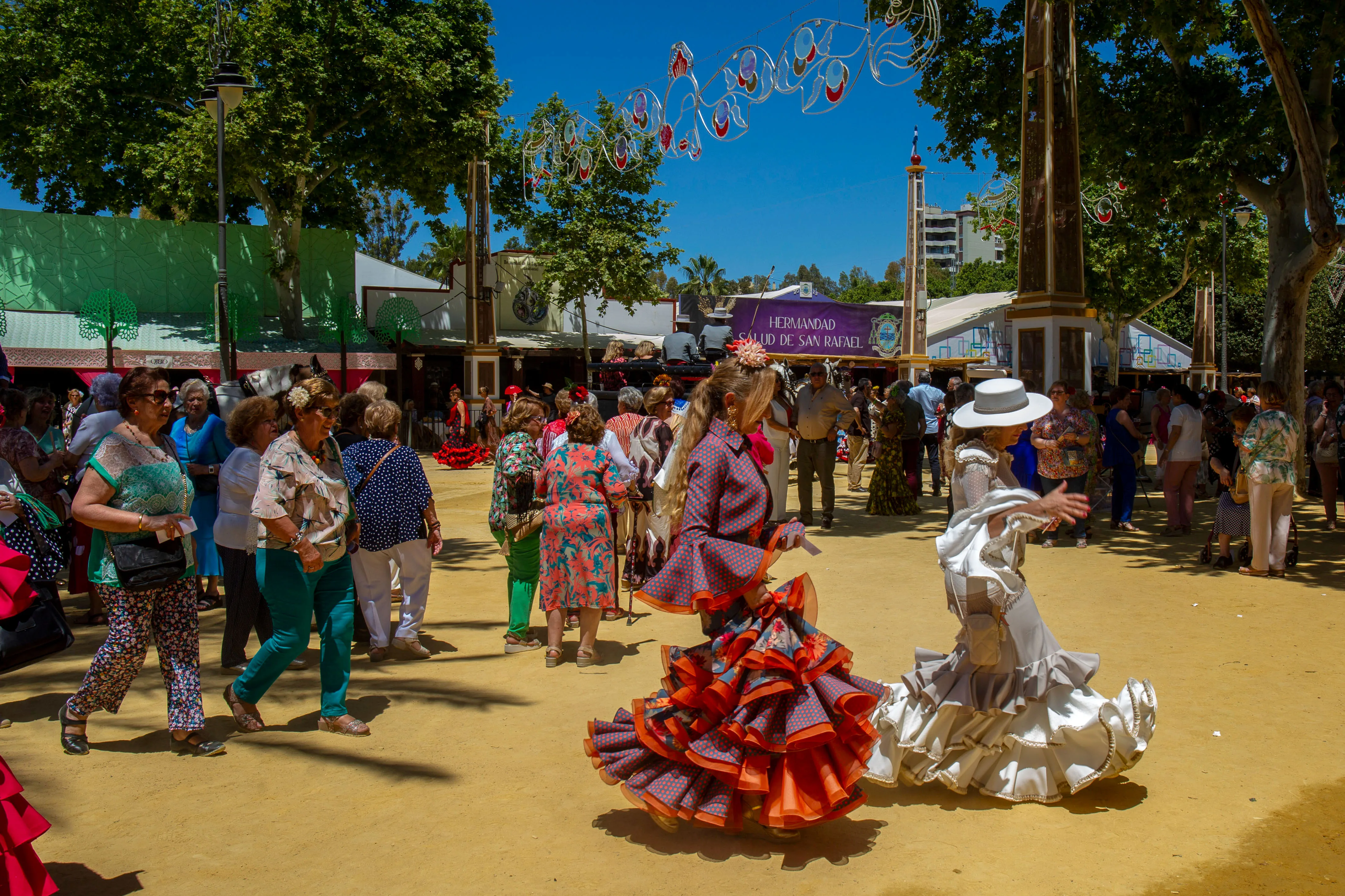 La Feria del Caballo de Jerez homenajea al pueblo gitano