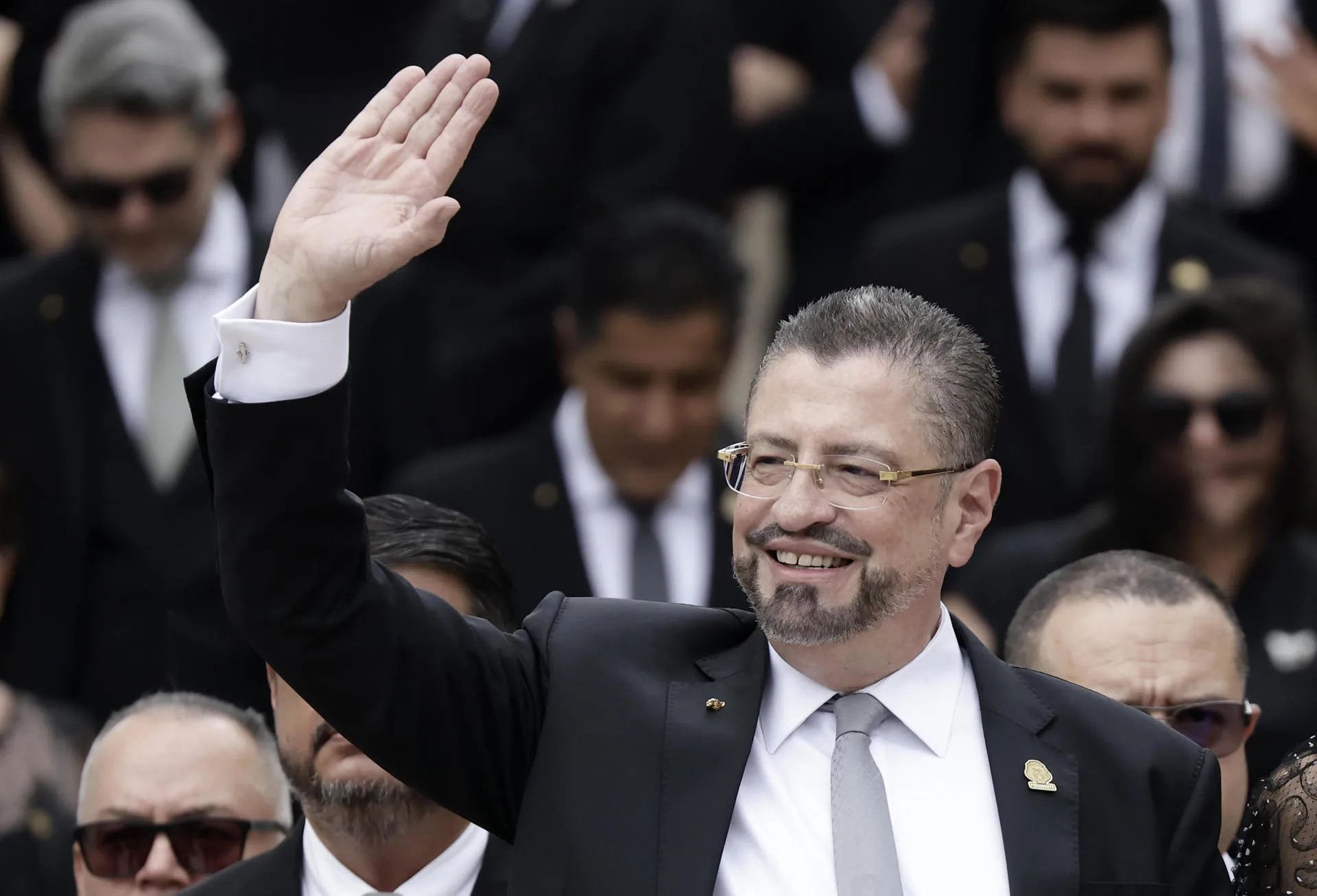 Congress to decide on Costa Rican president's immunity