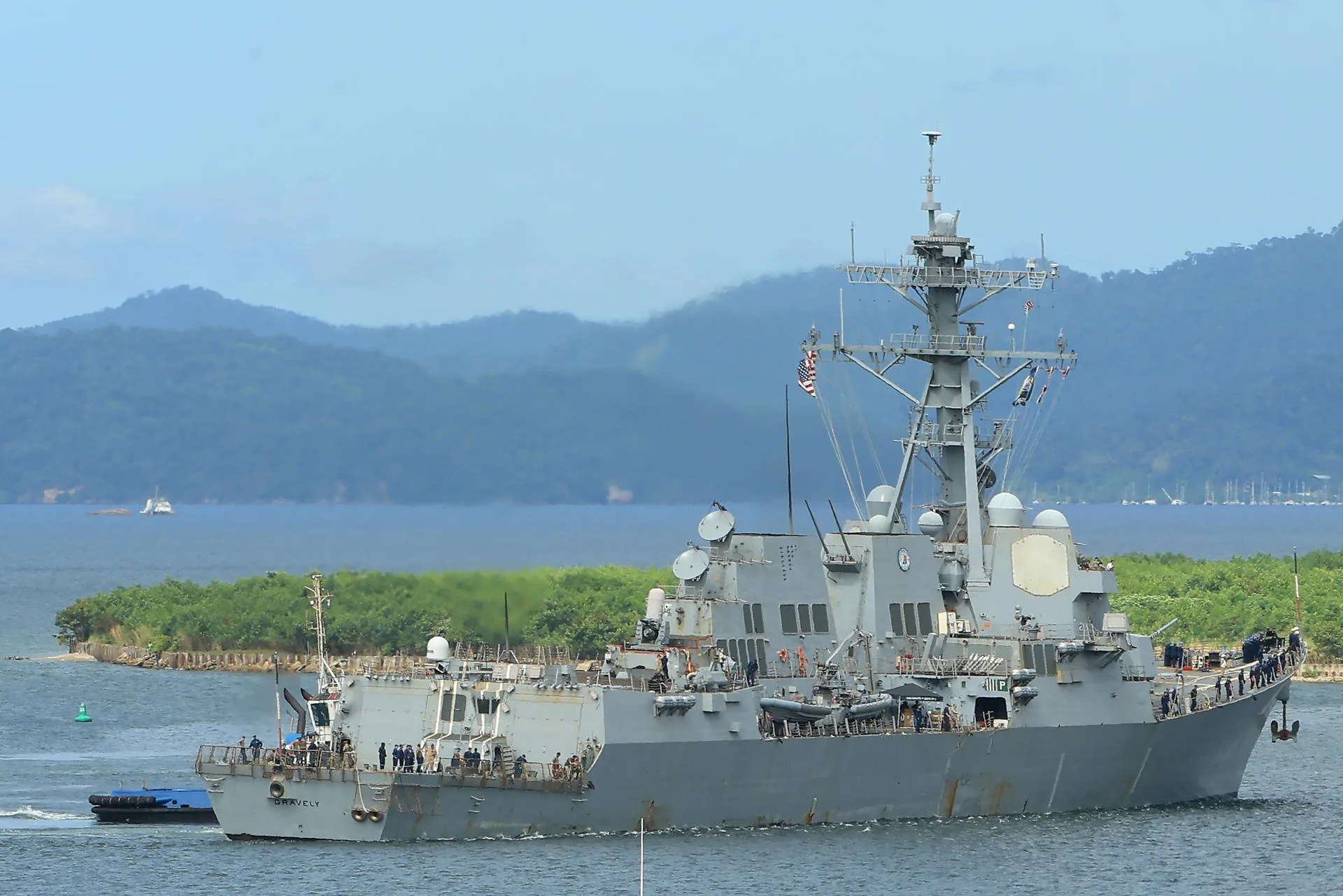 US destroyer arrives in Trinidad and Tobago for military exercises - EFE