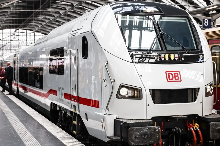 Talgo marca con su tren ICE L una nueva etapa con Deutsche Bahn