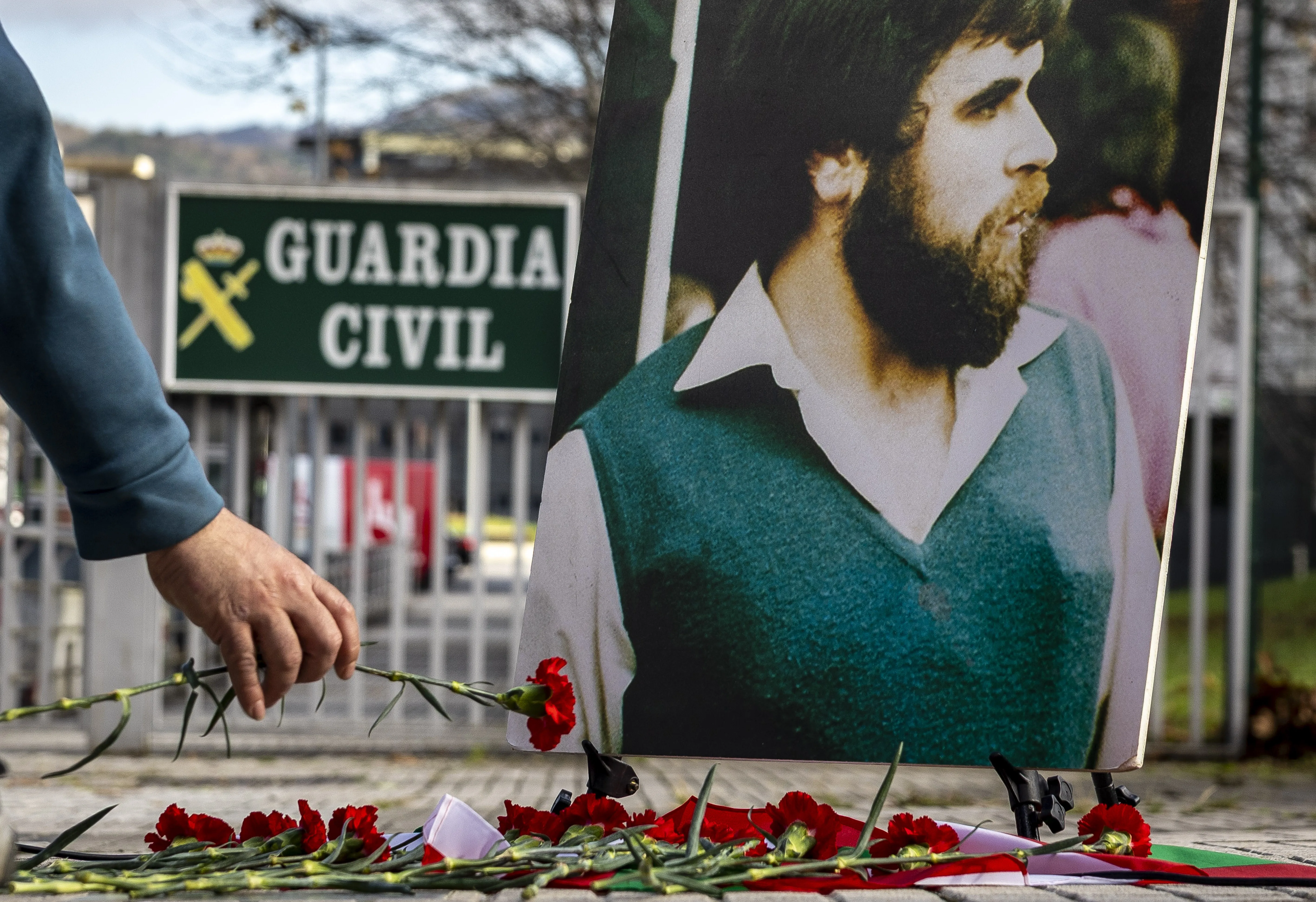 La familia de Mikel Zabalza exige reconocer la verdad