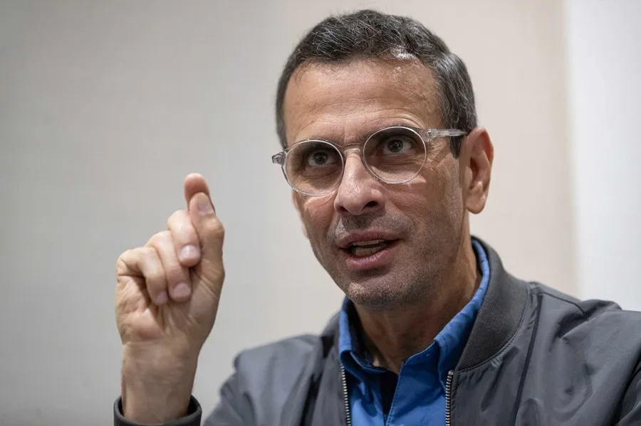 Capriles cree que debe darse una negociación entre Maduro y Trump