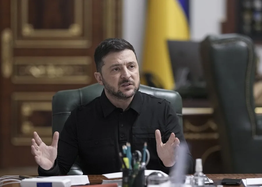 Zelenski aprueba sanciones contra su exsocio por corrupción