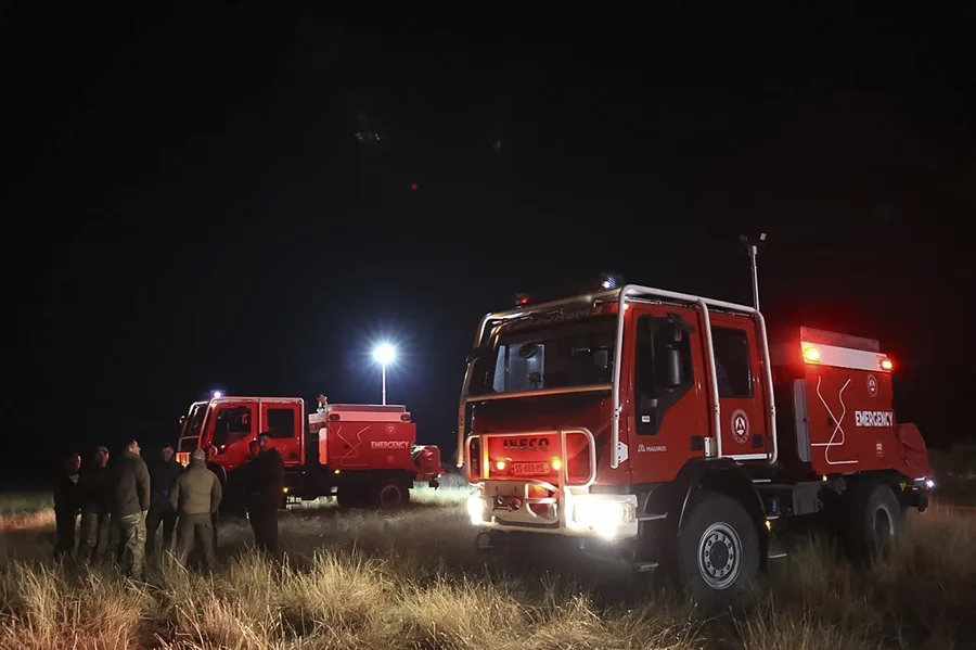Un avión militar turco con 20 pasajeros se estrella en Georgia tras ...