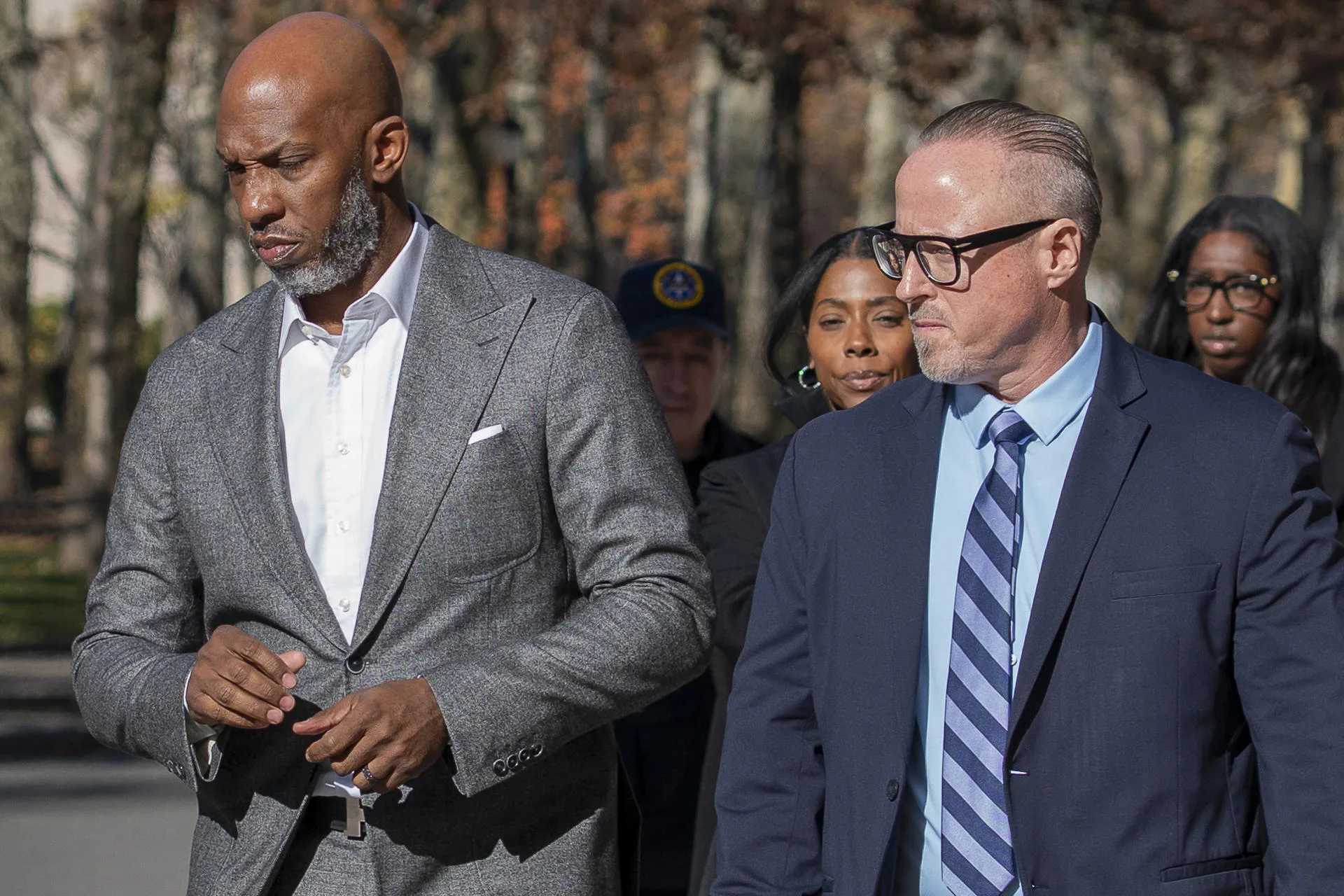 Former NBA player Chauncey Ray Billups pleaded not guilty to wire fraud ...