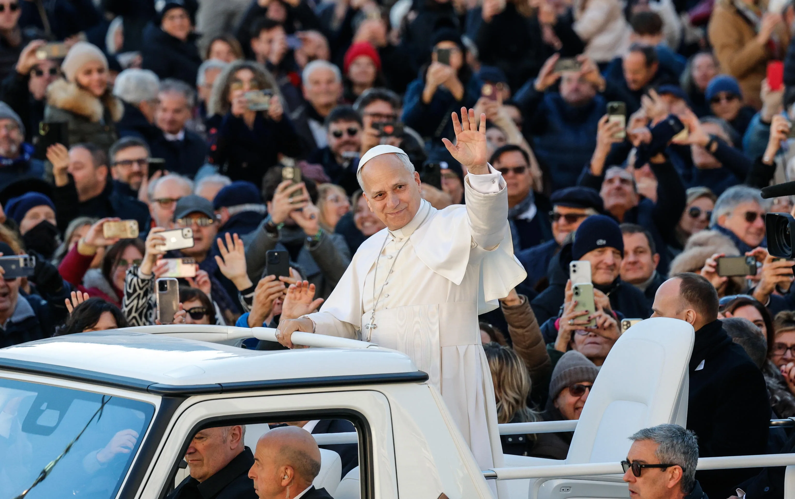 El papa planea visitar Madrid, Barcelona y Canarias este año