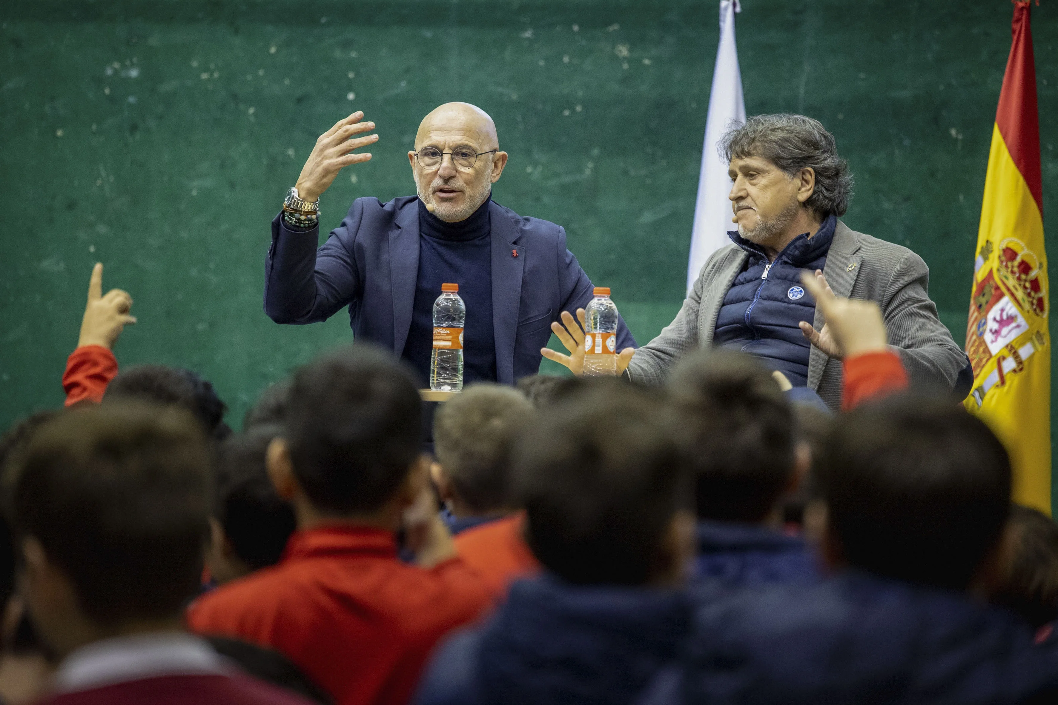 De la Fuente reivindica a la selección como "algo de lo poco que nos ...