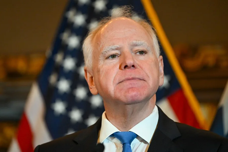 Tim Walz no repetirá como gobernador de Minnesota por caso de fraude