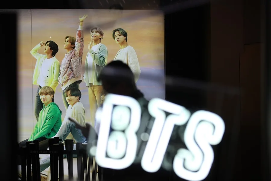 BTS titula su nuevo albún aludiendo a la tración coreana