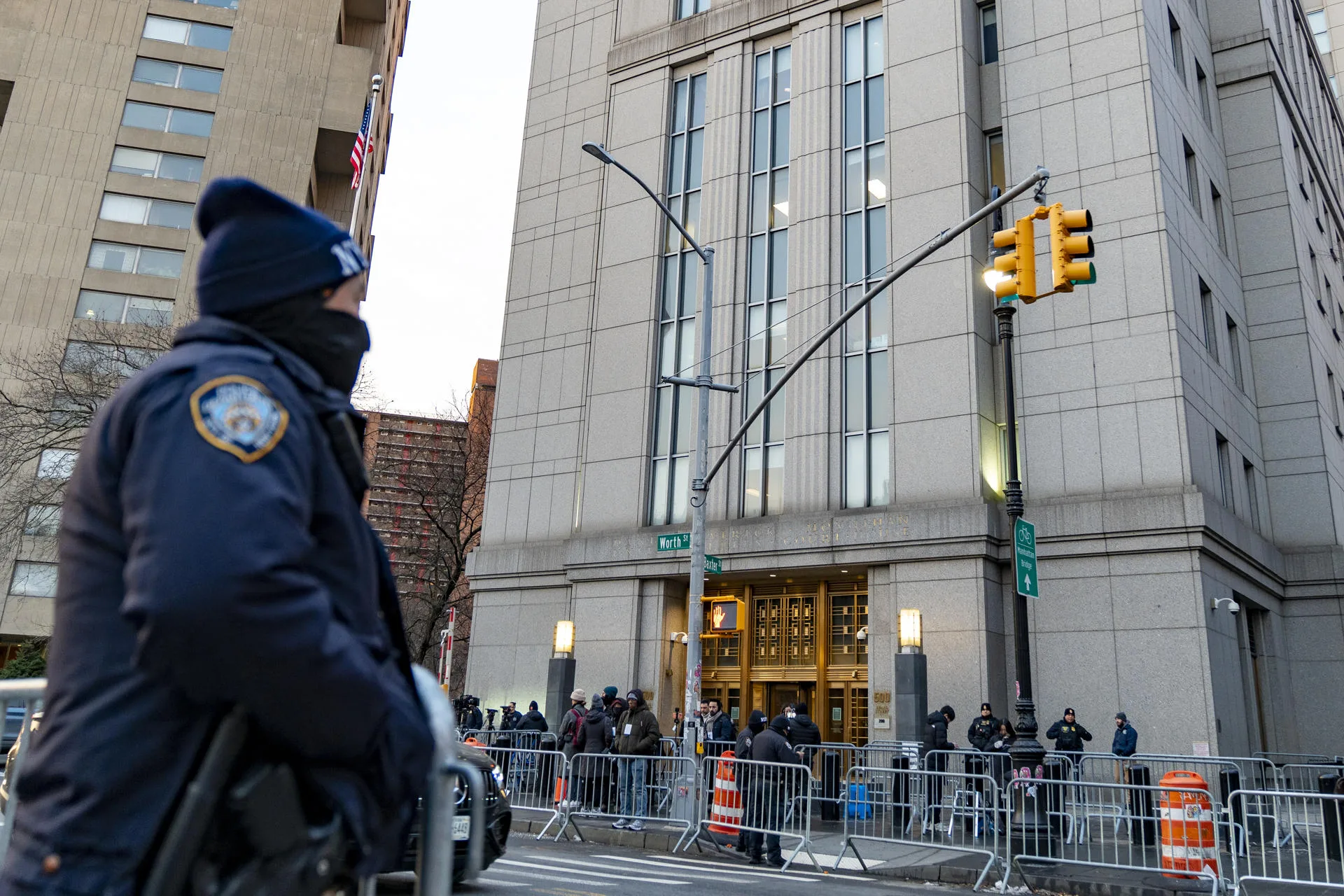 Maduro arrives at Manhattan federal court for first hearing - EFE