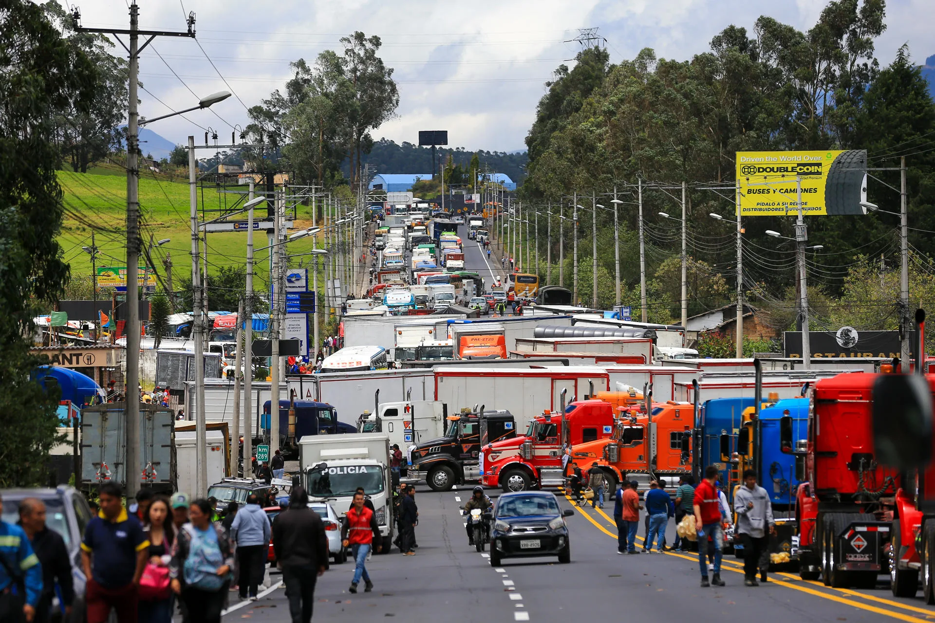 Ecuador, Colombia border crossing reopens after 19-day blockade