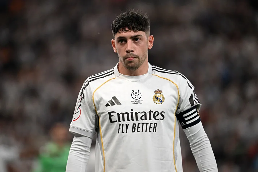 El Real Madrid impone una multa de 500.000 euros a Valverde y Tchouameni