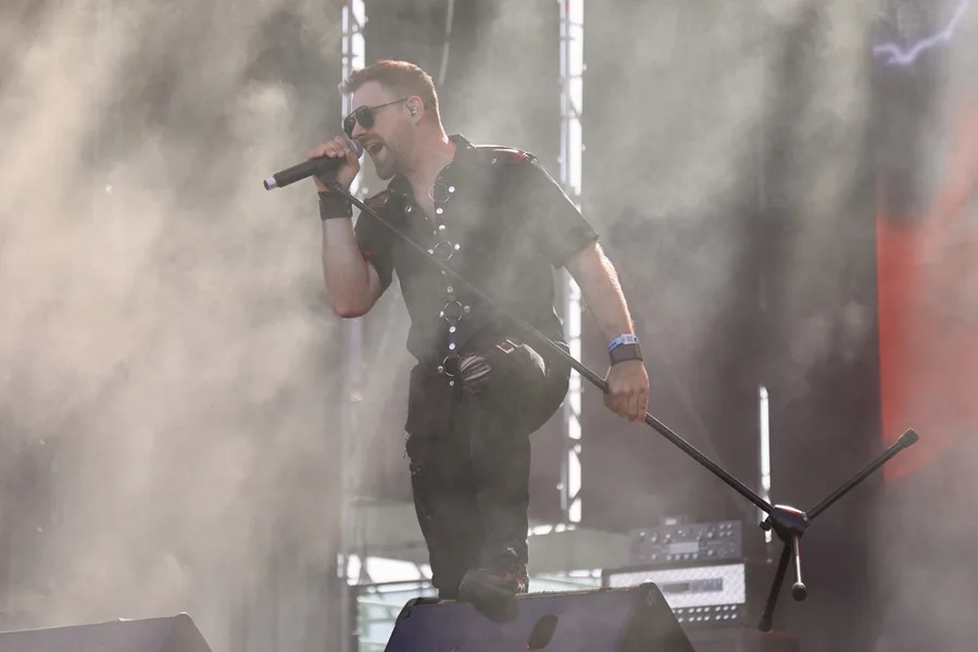 De ciudad del románico a templo del metal: el heavy muta Zamora