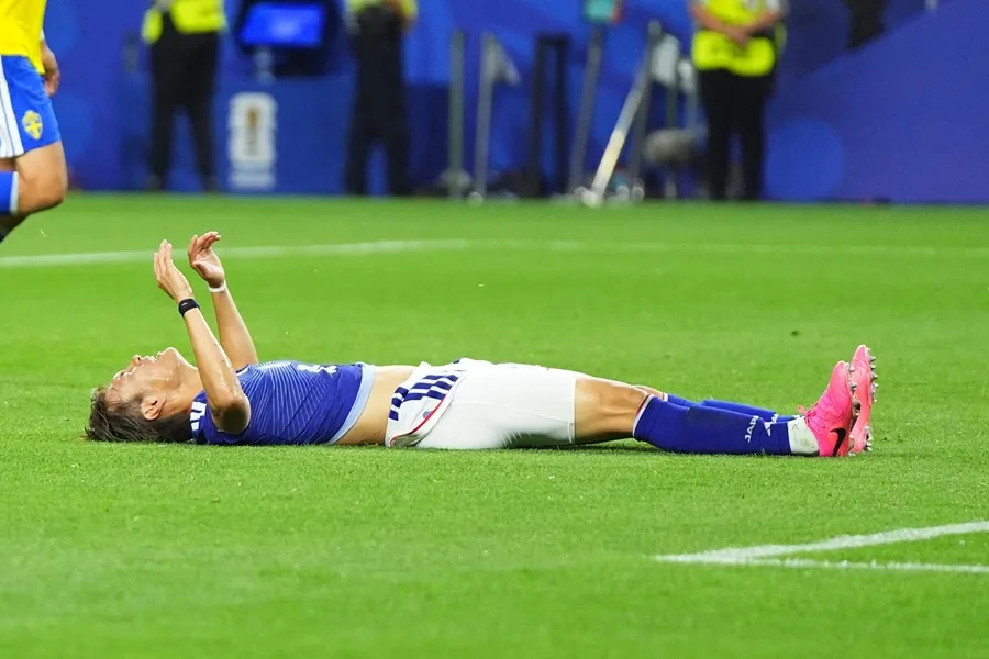 Japón enfrentará en dieciseisavos a Brasil tras empatar 1-1 con Suecia
