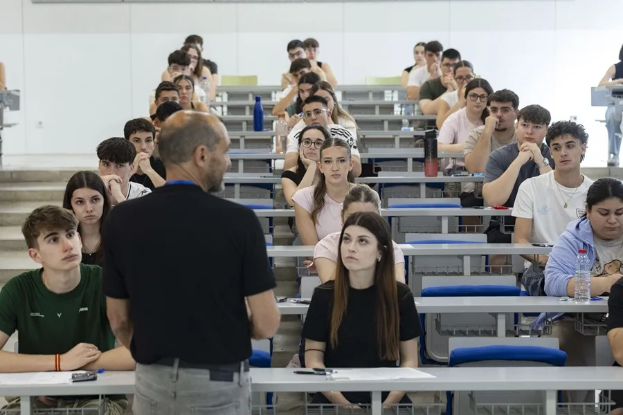 La nueva PAU refleja que el 89,98 % de bachilleres aprueba